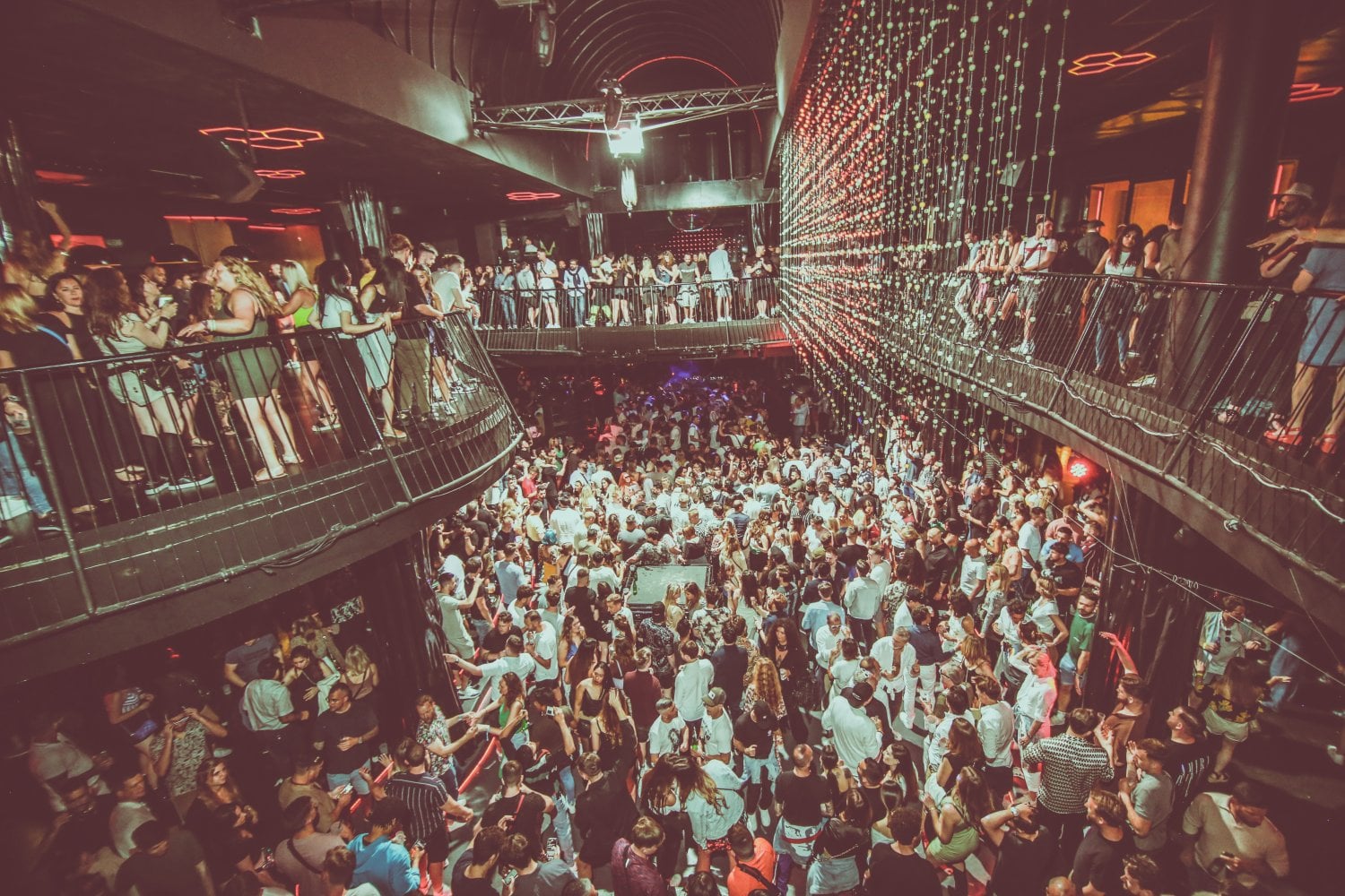 Ibiza Nightlife • A Complete Guide [2026 May Update]